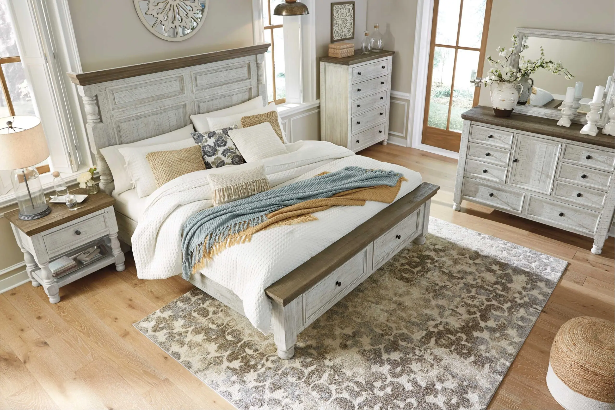 HAVALANCE BEDROOM SUITE (BED + 2 NIGHTSTANDS + MIRRORED DRESSER + CHEST ...